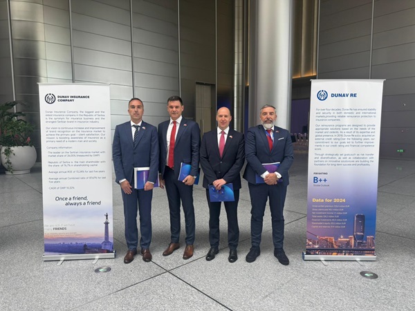 Visoka delegacija "Dunav osiguranja" i "Dunava RE" na renomiranoj ...